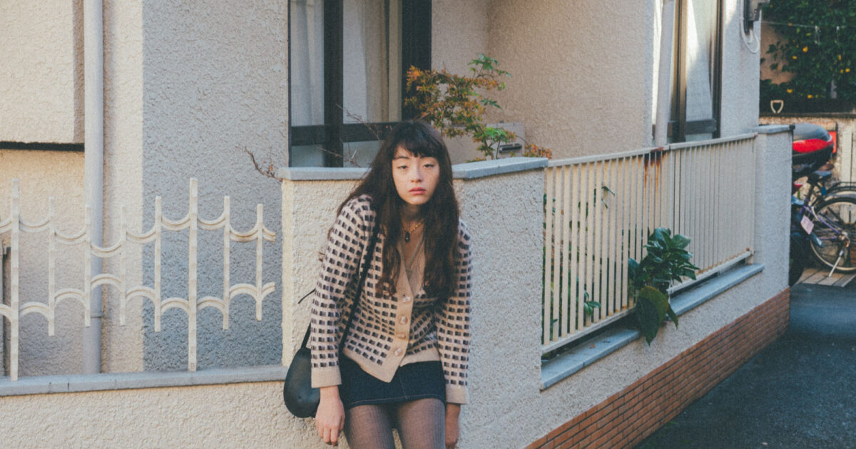 ETERNAL FAVORITE STORY | LEMON AND MAGAZINE